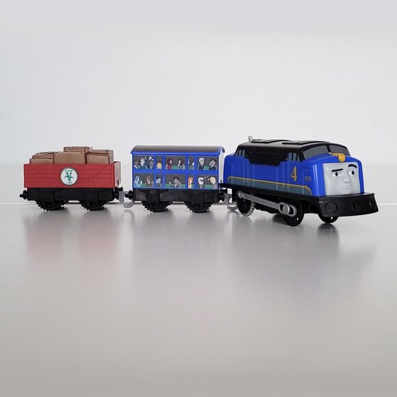 Thomas & Friends | Toys | Thomas Friends Trackmaster Gustavo Motorized ...